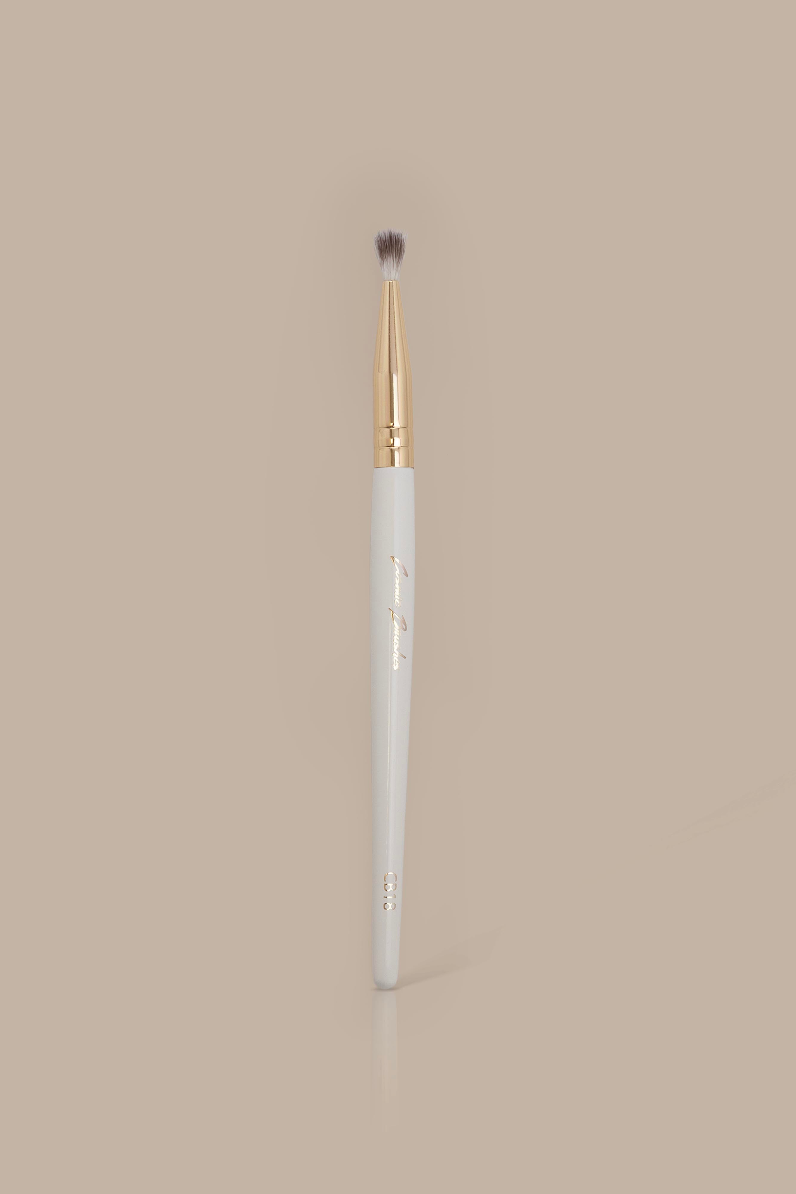 CB18 - Small Tapered Blending Brush - Ivory – Cosmic Brushes