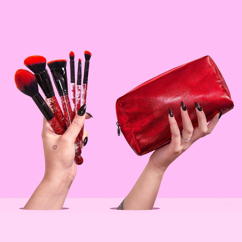 Red Makeup Brushes - Ruby Red Set Vol 2 - – Cosmic Brushes